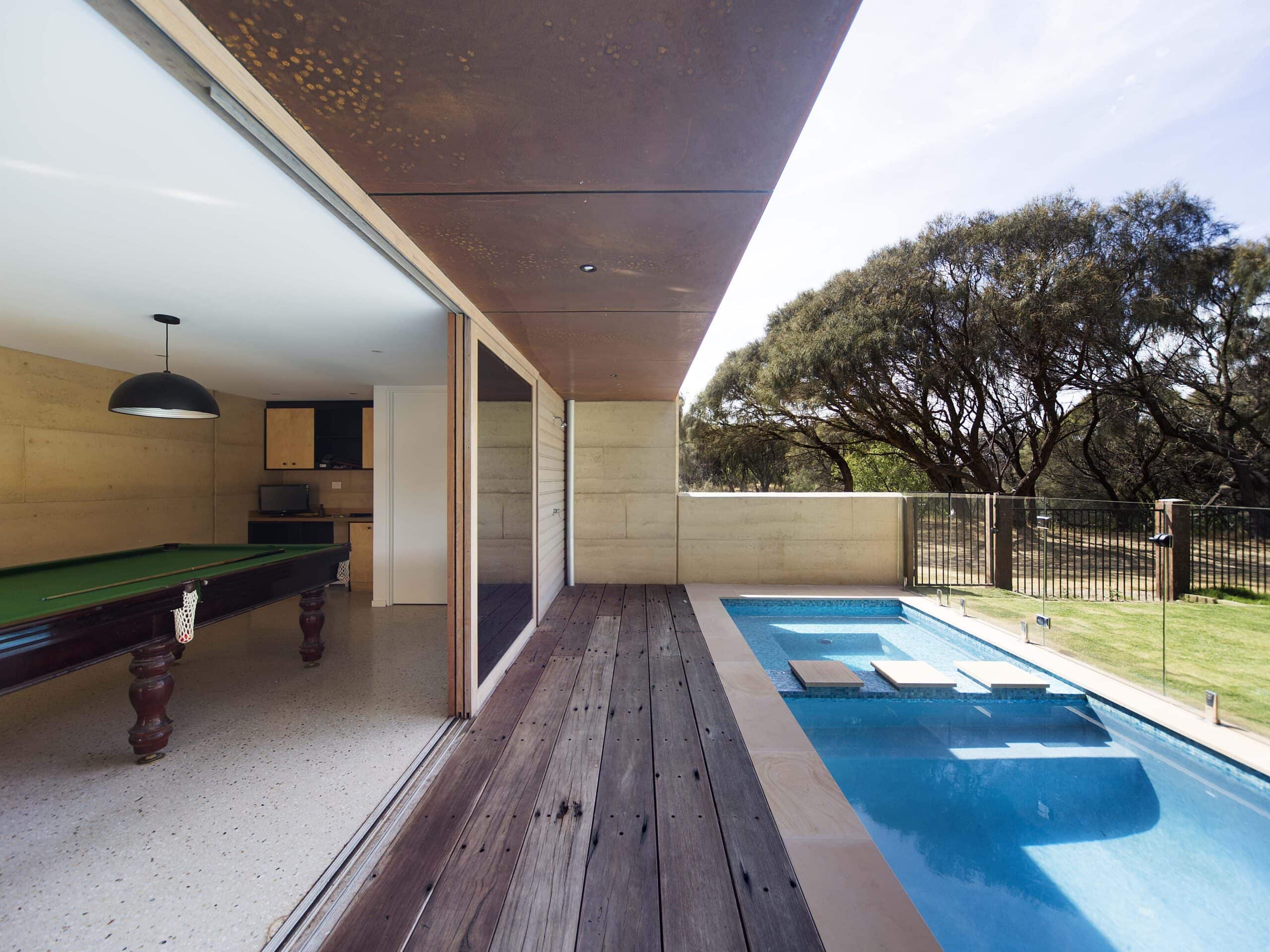 Riverside Drive House 1 By Lachlan Shepherd Architects